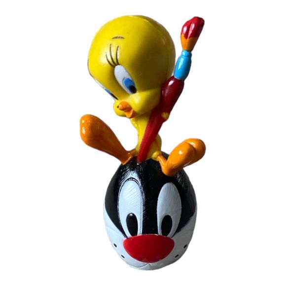 Warner Bros. | Toys | Vintage 200 Sylvester Tweety Bird Easter Egg ...
